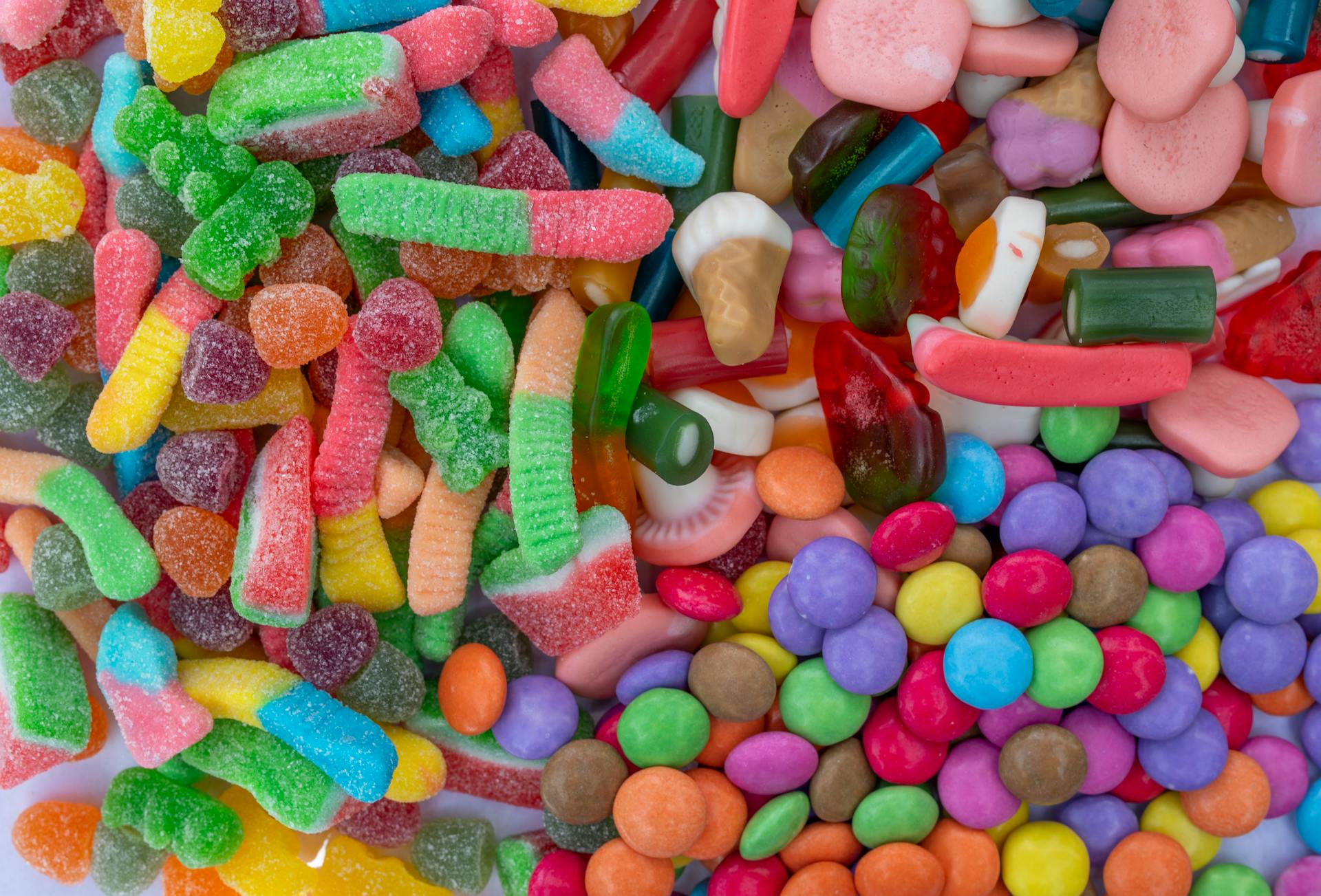 Buy International Bulk Buy Gums, Chocolates and Candy Online In Austra ...